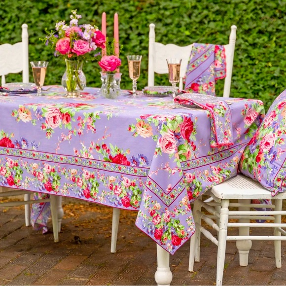 April Cornell | Dining | Nwt April Cornell Cottage Rose Periwinkle ...